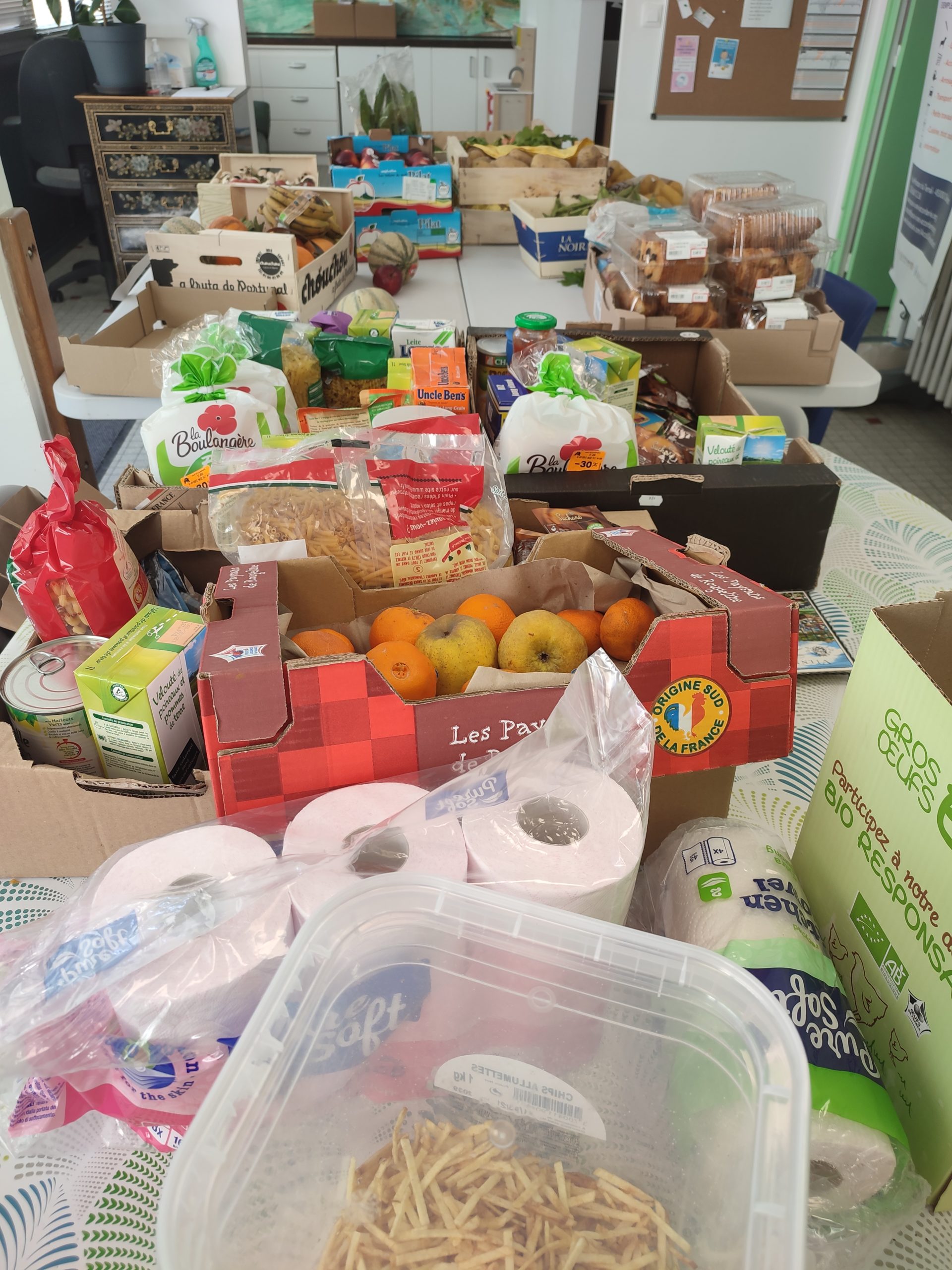 Colis alimentaire pour les habitants - Association RéSO